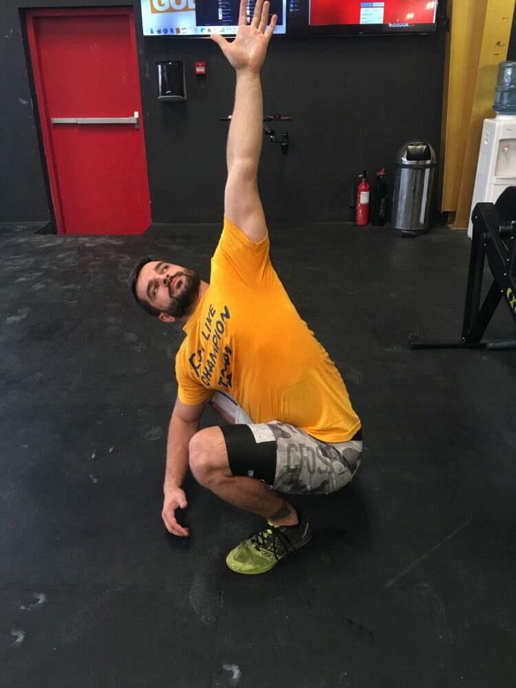 5 Minute Mobility: This Stretching Routine Is Perfect When You're Low ...