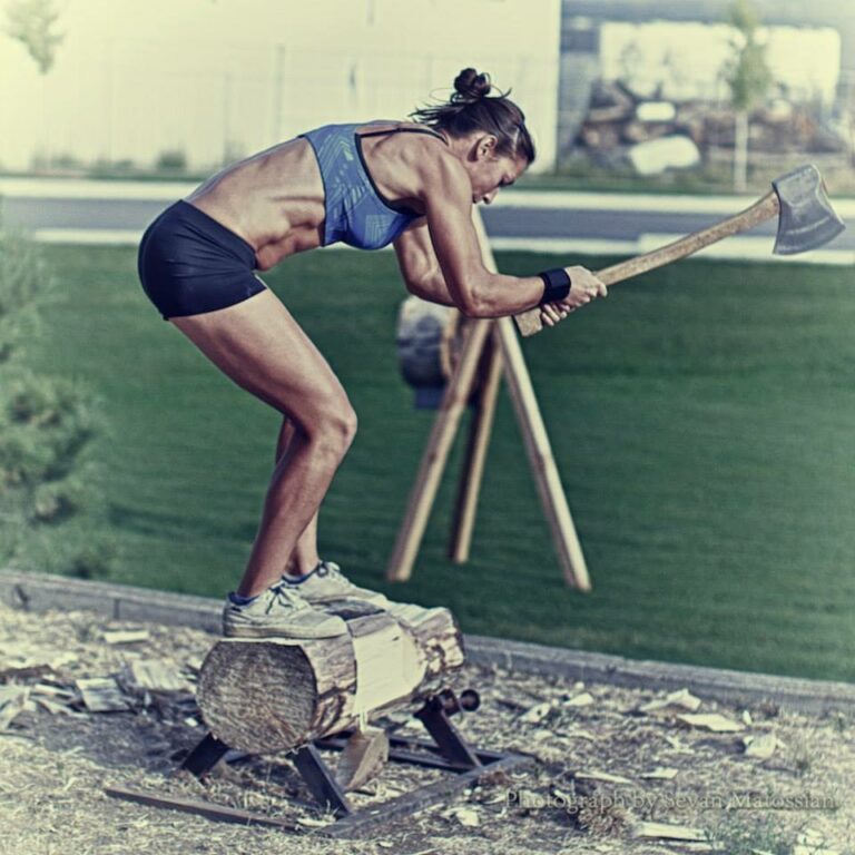 Woodchopping Is the Best Strength Workout You've Never Tried | BarBend
