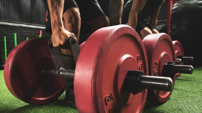 Grip Strength, Better Posture, and More — 6 Benefits of Farmer's Walks ...