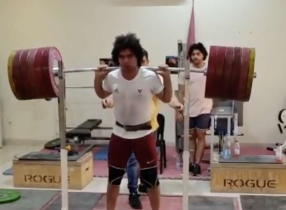 Weightlifter Meso Hassona Back Squats a Massive 300kg PR | BarBend