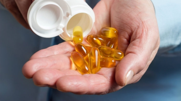 The 7 Best Fish Oils On the Market (2025 Update) | BarBend