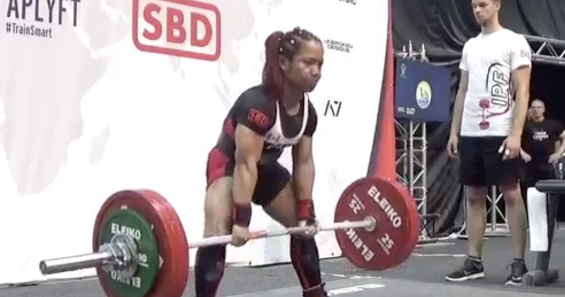 Watch the Epic Powerlifting Showdown Between Maria Htee and Meghan ...