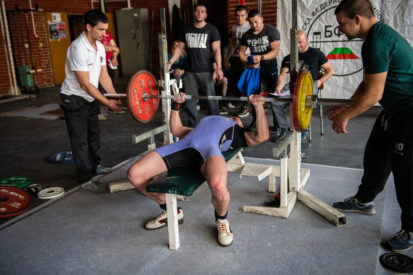 15 Steps to Nailing Your First Powerlifting Meet | BarBend