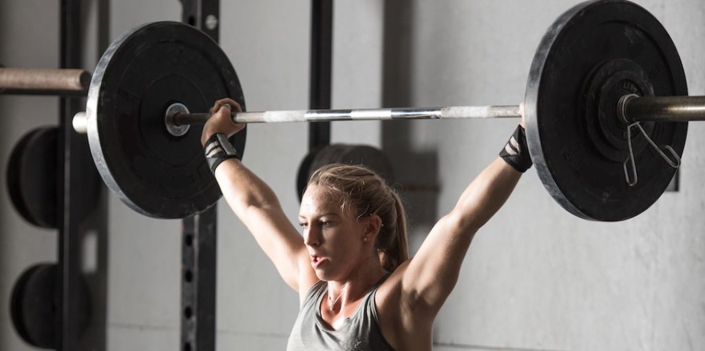 The Definitive Guide to the Kettlebell Snatch: Form, Mistakes, and More ...