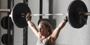 The Definitive Guide to the Kettlebell Snatch: Form, Mistakes, and More ...