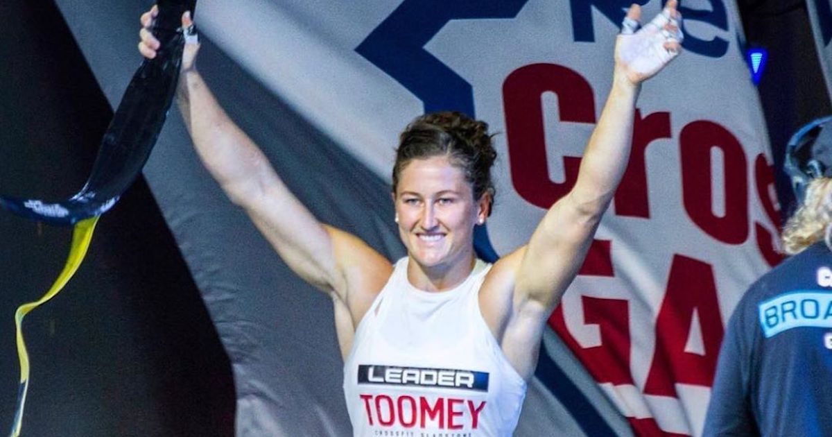 Day 1 Rogue Invitational Recap: Toomey and Vellner Lead | BarBend