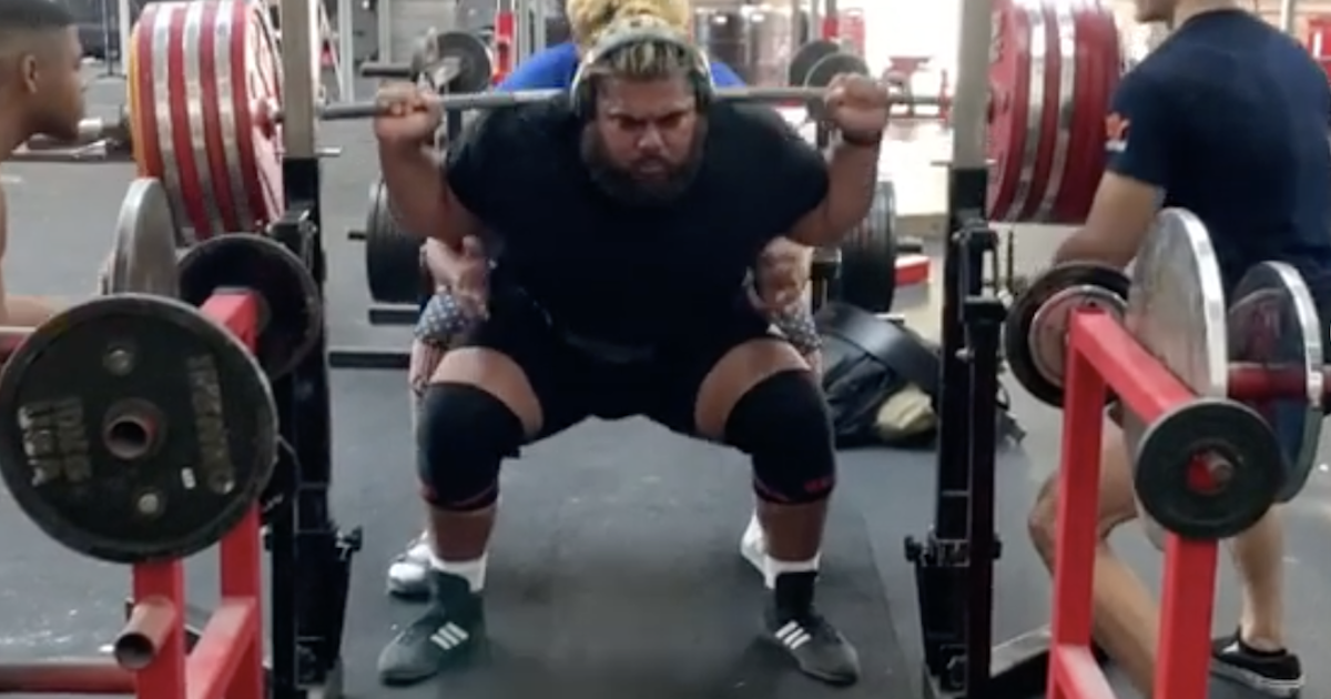 Check Out Jesus Olivares Squat 410kg/904lb at 22 Years Old | BarBend