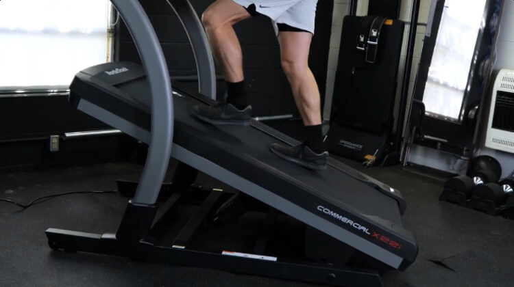 Average Weight of a Treadmill | BarBend