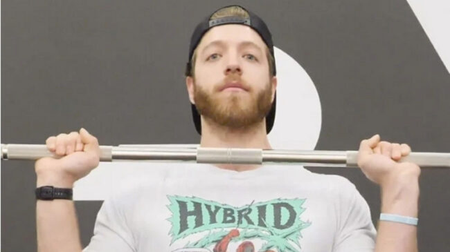 How to Do the Overhead Press — Common Mistakes, Variations, Benefits ...