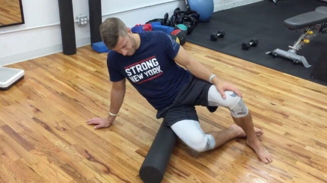 Best Foam Roller Exercises For the Quads | BarBend