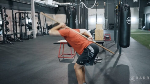 The Hip Hinge Will Make Or Break Your Big Lifts. Here's How to Do it ...