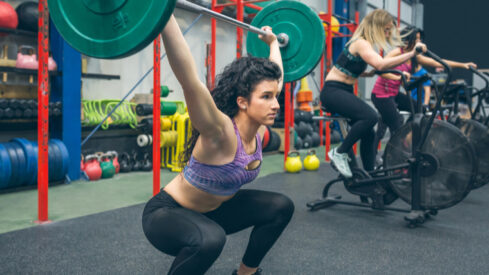 15 Benefits of the Snatch for All Strength Athletes | BarBend