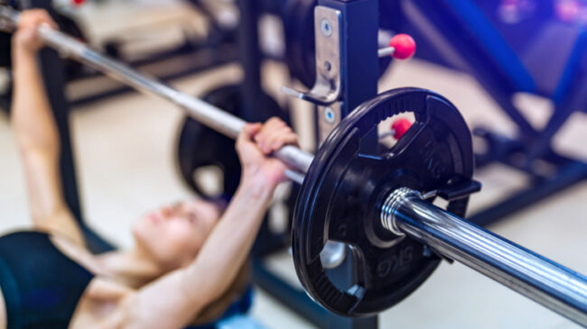 Build a Big Pec Shelf With the Guillotine Press | BarBend