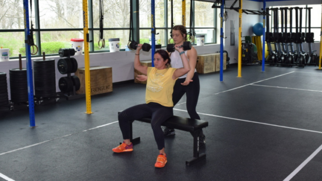 Be a Hero in the Weight Room — Here's How to Properly Spot Someone in ...