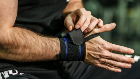 7 Best Wrist Wraps of 2024 (Tested & Reviewed) | BarBend
