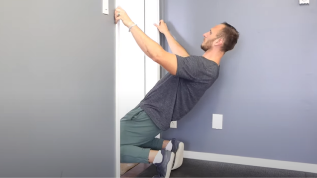 How to Do the Sissy Squat to Build Heaps of Muscle Without Weights ...