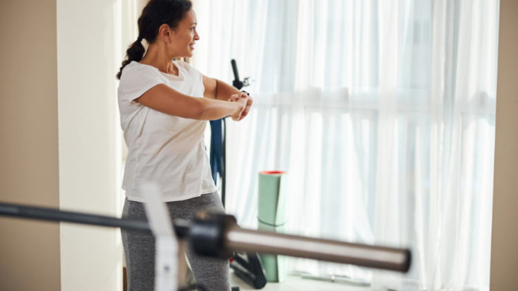 7 At-Work Stretches to Boost Your Gym Performance | BarBend