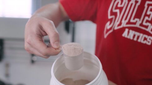 The 9 Best Whey Isolate Protein Powders (2023 Update) | BarBend
