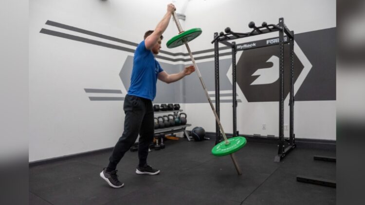 How to Do the Steinborn Squat — Common Mistakes, Benefits, and More ...