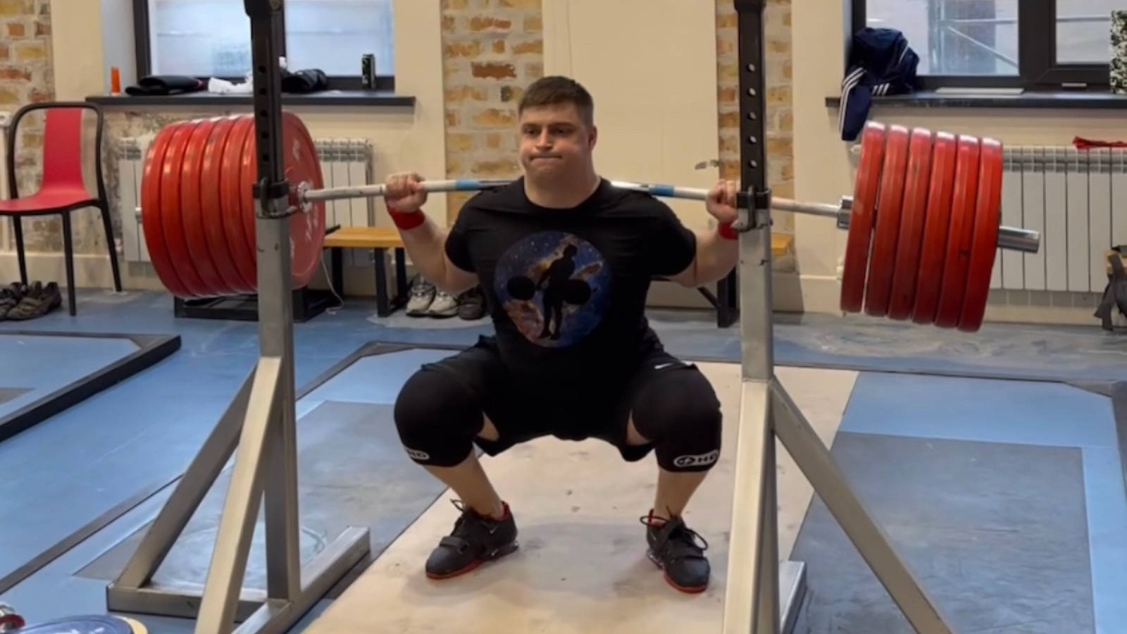 Watch Weightlifter Artyom Antropov (102KG) Squat 322 Kilograms (710 Pounds) | BarBend