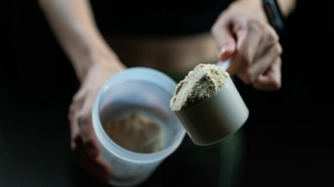 6 Benefits of Whey Protein for Strength Athletes Who Want to Build ...