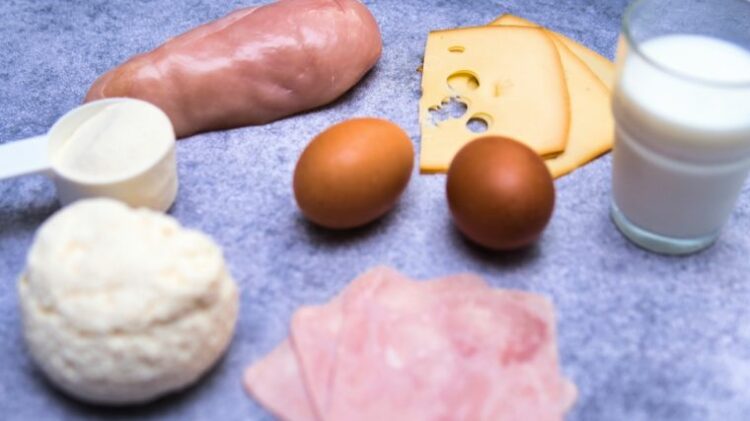 6 Benefits of Whey Protein for Strength Athletes Who Want to Build ...