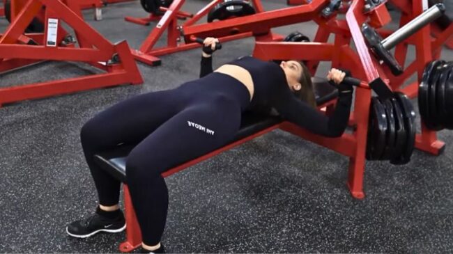 How To Use The Chest Press Machine For Plateau-Busting Pec Gains | BarBend