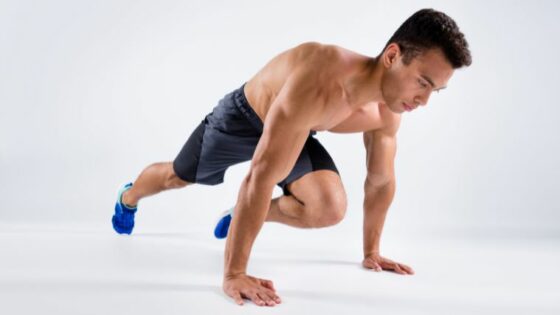 How to Do Mountain Climbers to Power Up Your Entire Body | BarBend