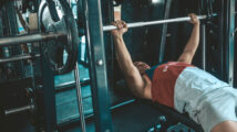 How to Do the Smith Machine Bench Press for Underrated Chest Gains ...
