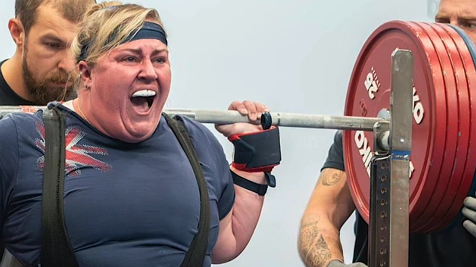 Kate Sweatman (+84KG) Squats Single-Ply UK Record of 270 Kilograms ...