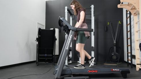 Treadmill Workouts for Beginners: 4 Options + Training Tips | BarBend