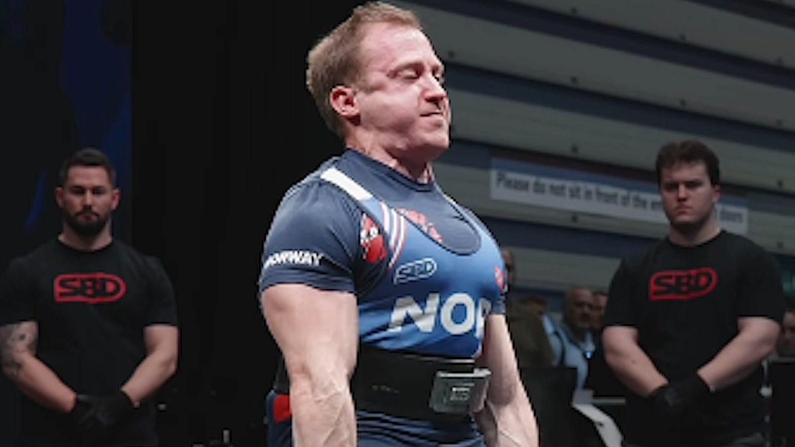 Kjell Bakkelund (74KG) Breaks IPF Raw Deadlift and Total World Records | BarBend