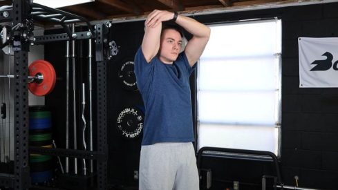 The 5 Best Triceps Stretches to Push Your Presses to the Next Level ...