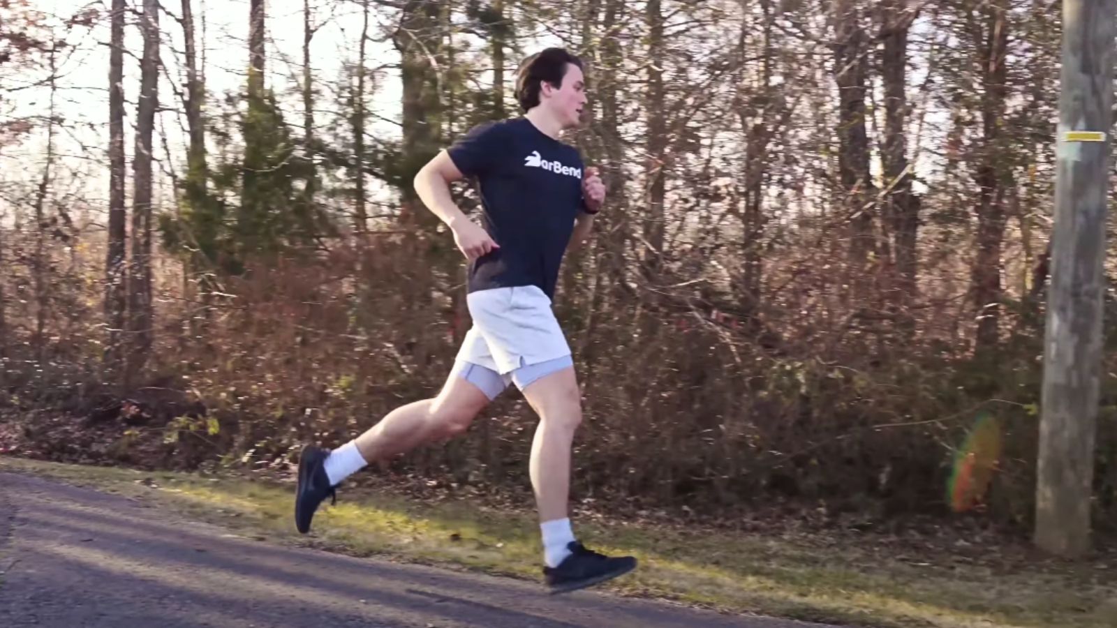 How Many Calories Are Burned Running a Mile? Here's What the Research ...