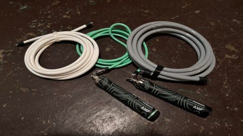 How to Measure a Jump Rope: 5 Easy Steps To Find The Right Length | BarBend