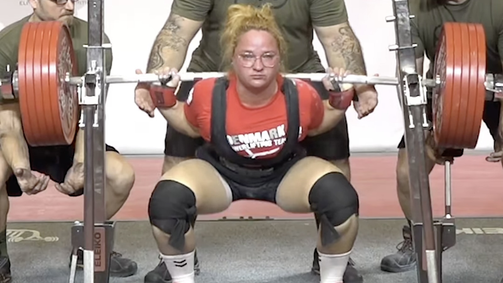 Karen Thrige Andersen (84KG) Breaks IPF Equipped Squat World Record With 279 Kilograms | BarBend