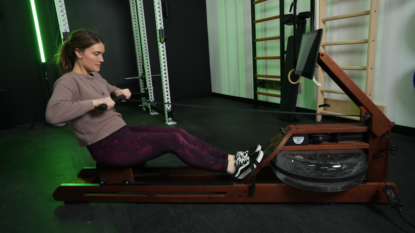 The 8 Best Rowing Machines for Heavy People of 2025, Tested and ...