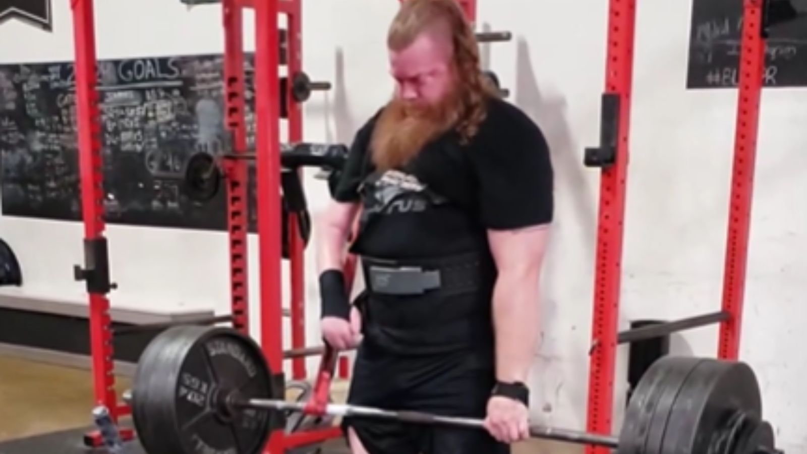 Adaptive Strongman James Spurgin Hefts a 570-Pound Raw Deadlift Triple ...