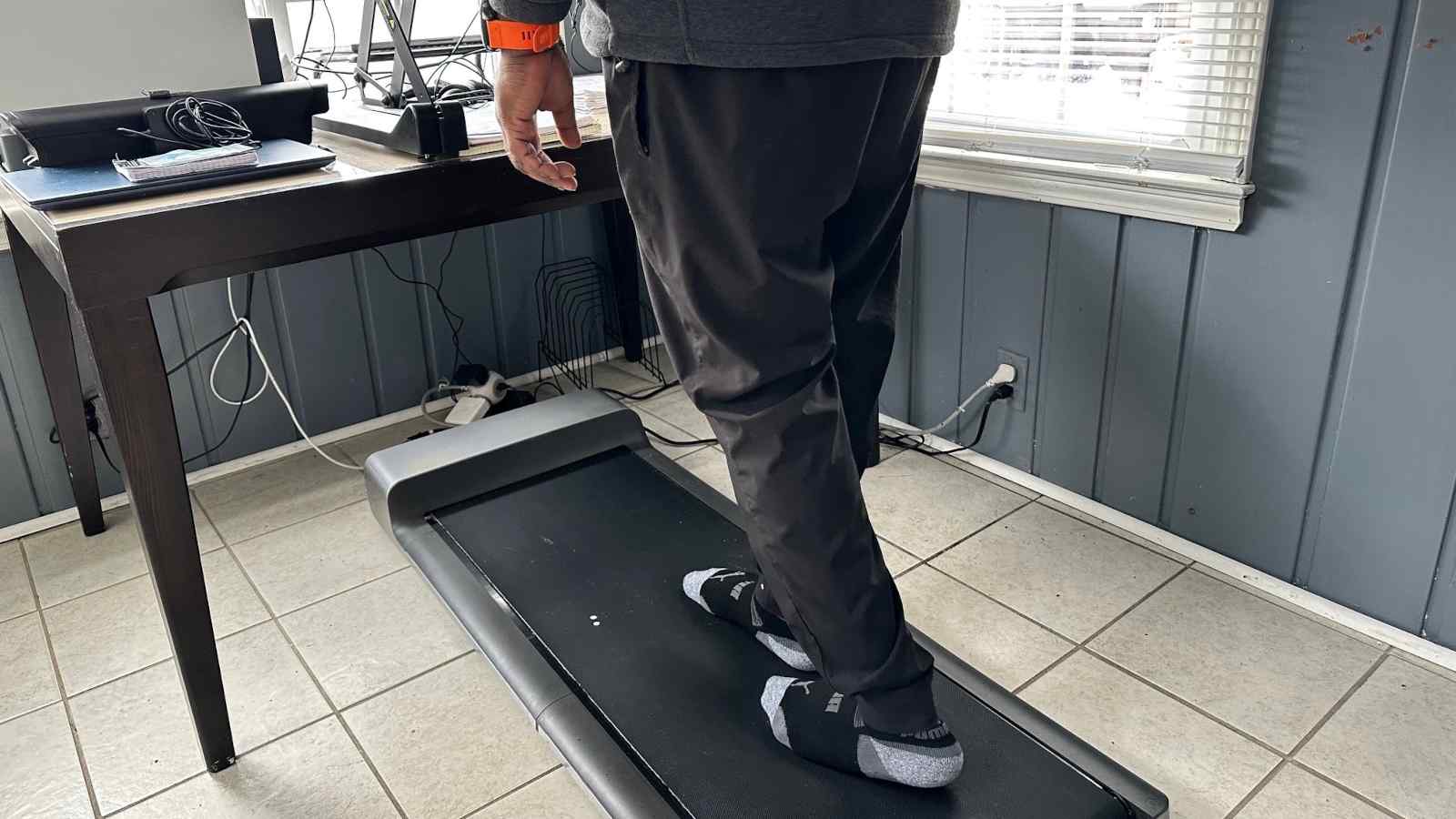 Guide to Working on a Treadmill From a CPT