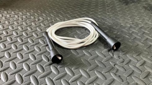 Best Jump Ropes for Beginners (2025) | BarBend