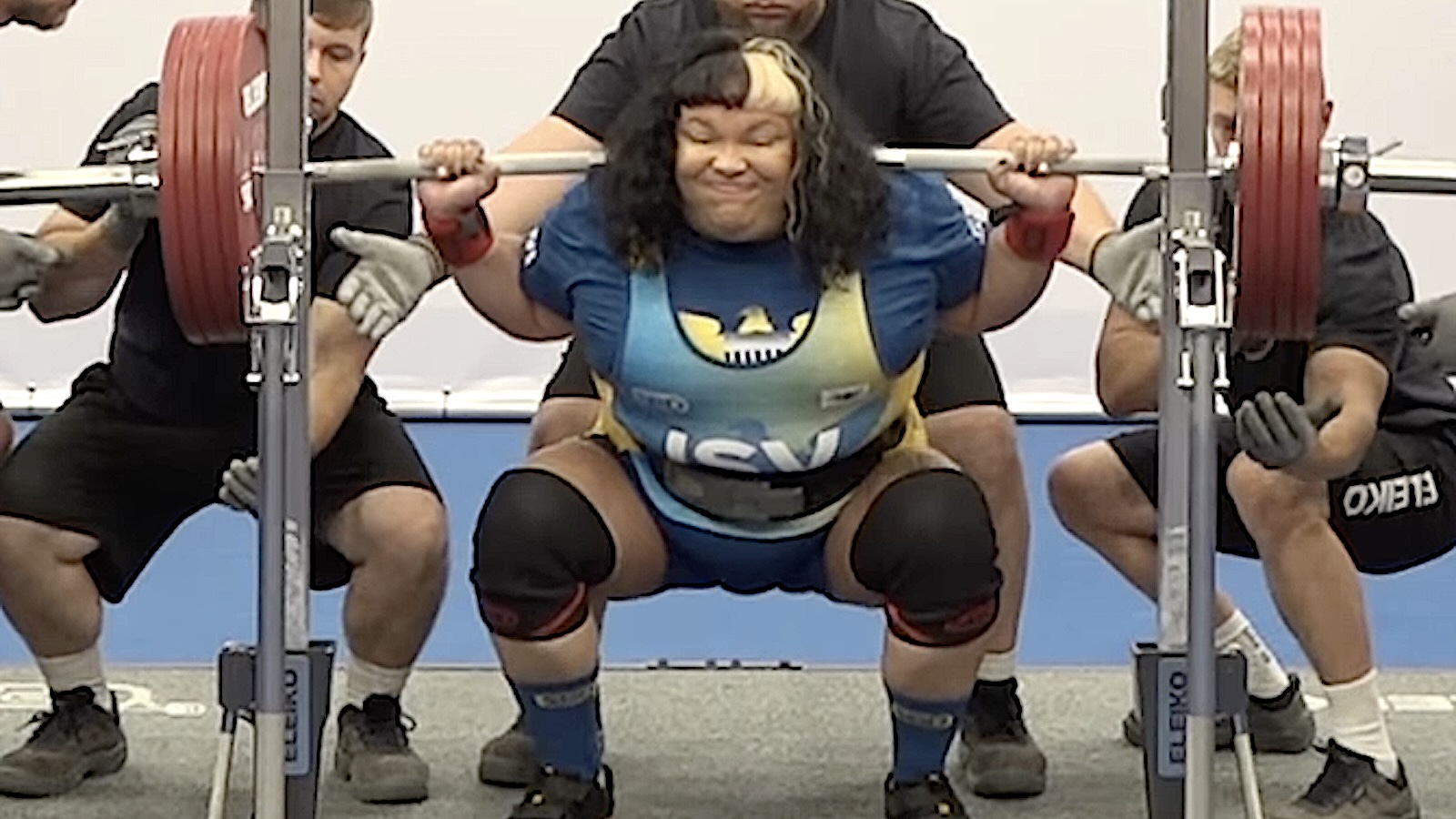 Monique Boddie (+84KG) Hits Masters 1 World Records in Squat, Bench Press, and Total | BarBend