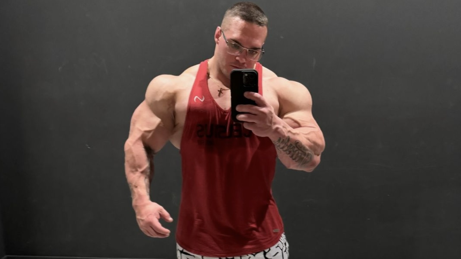 Why Nick Walker Chose New Bodybuilding Coaches | BarBend