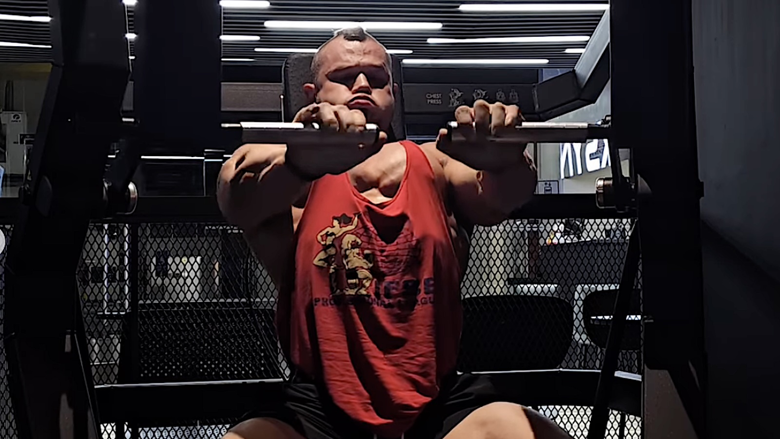 The 10 Best Exercise Machines for Muscle Growth | BarBend