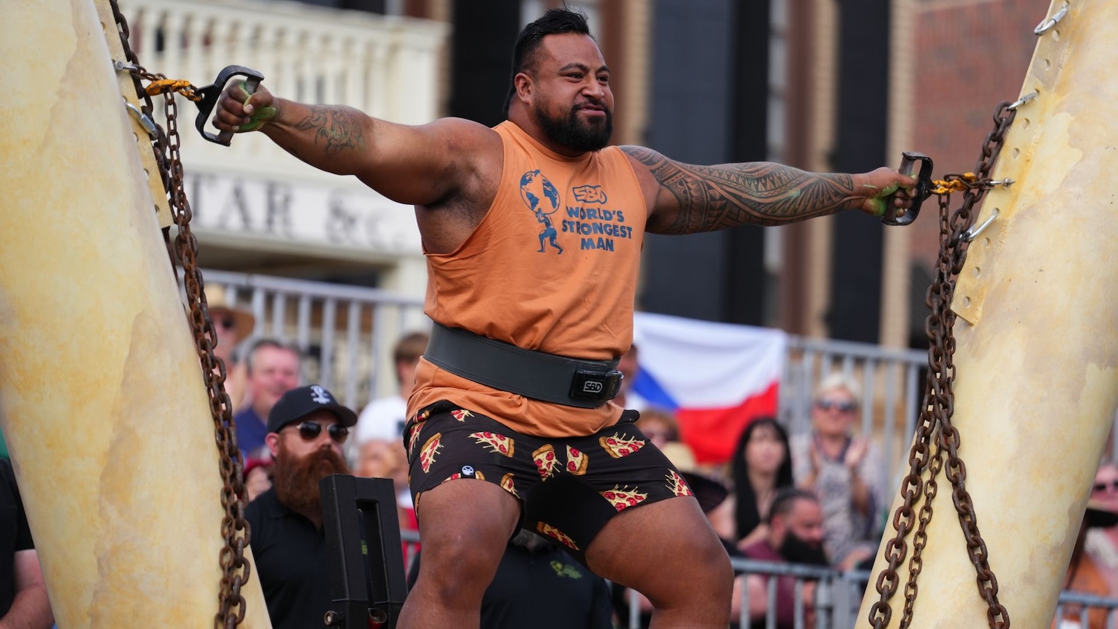 2025 World's Strongest Man Hercules Hold Results | BarBend
